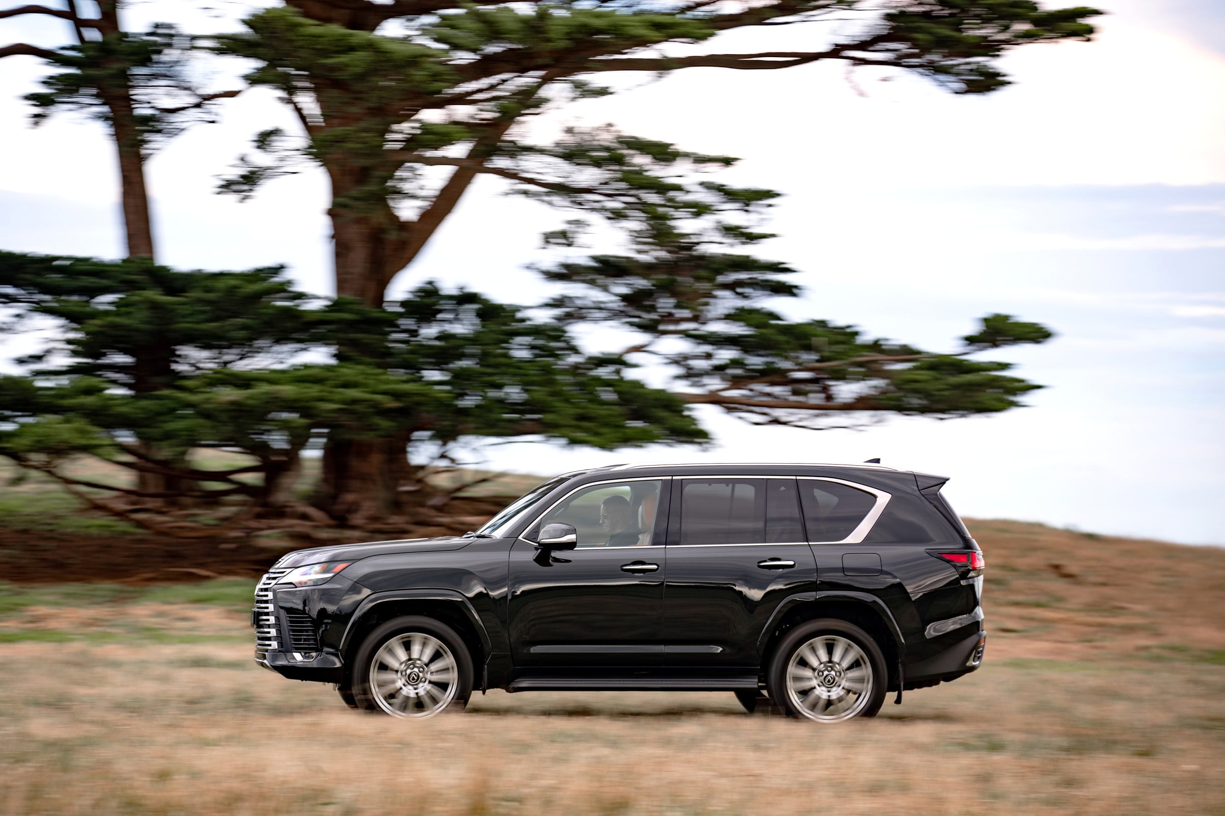 LX 600 Sports Luxury 4WD 2022 Review